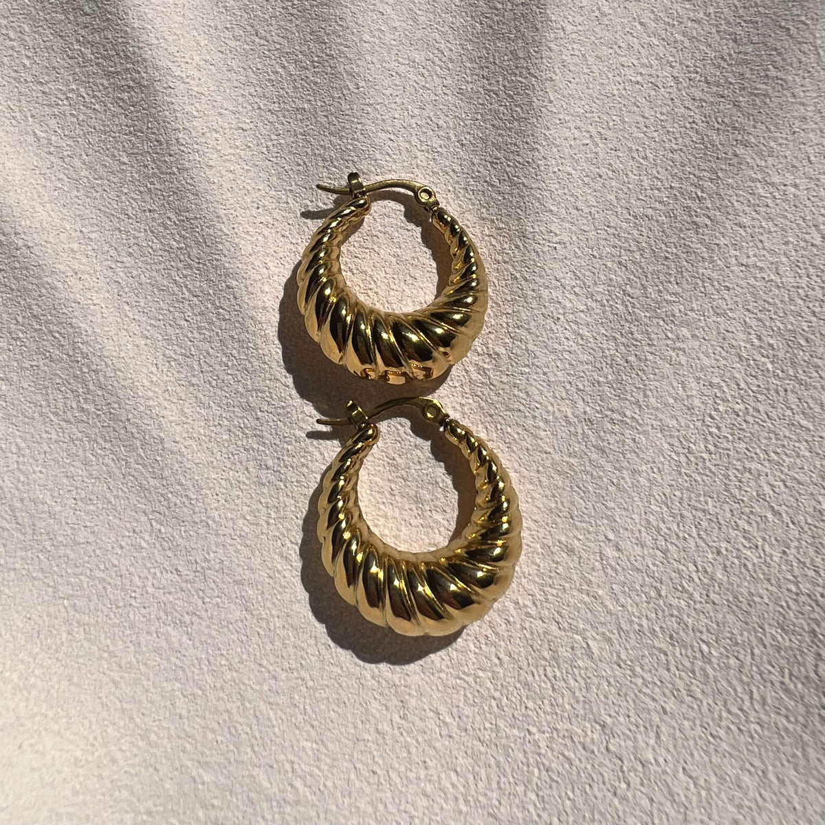 Kylie Earrings - Bold Gold Hoop Design – BADDIE BEACH